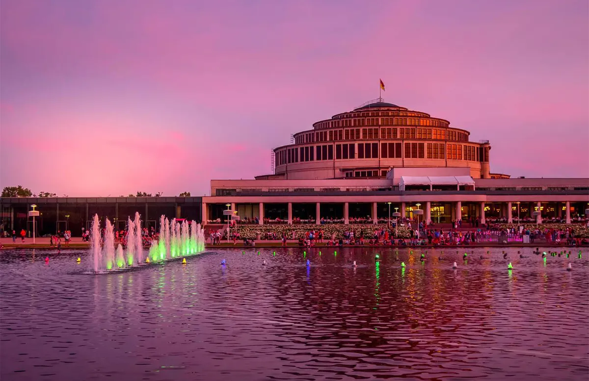 Water Screen Projection: Revolutionizing Fountain Shows