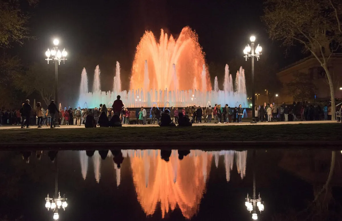 Fire Jet Fountains: Stunning Water and Fire Fusion Displays